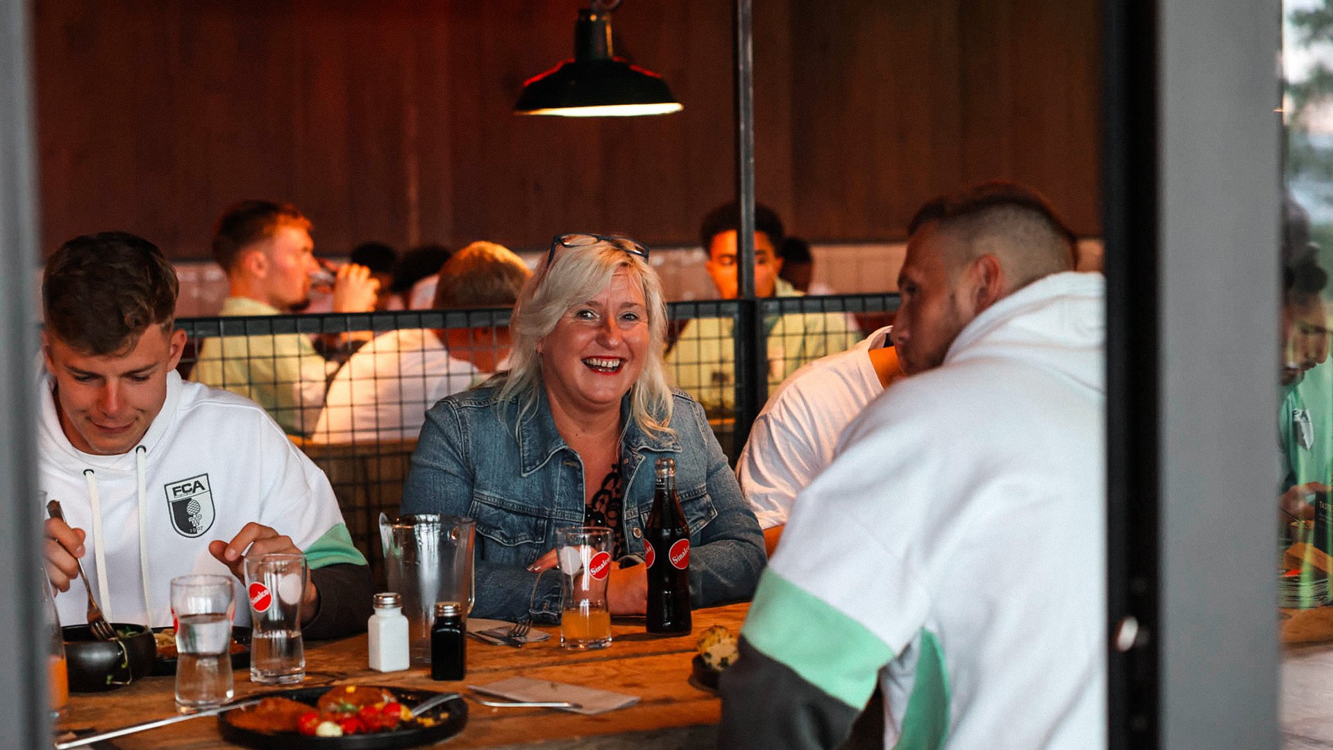 Exklusive "Mittendrin-Momente" für FCA-Mitglieder | FC Augsburg