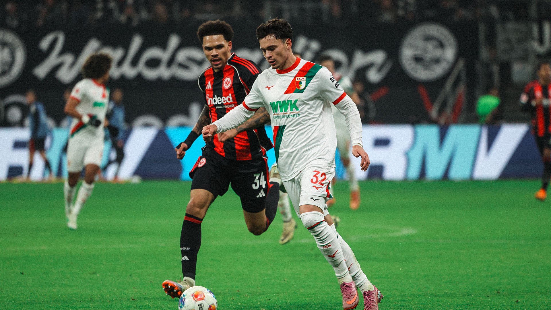 FCA suffer narrow 1-0 defeat in Frankfurt | FC Augsburg